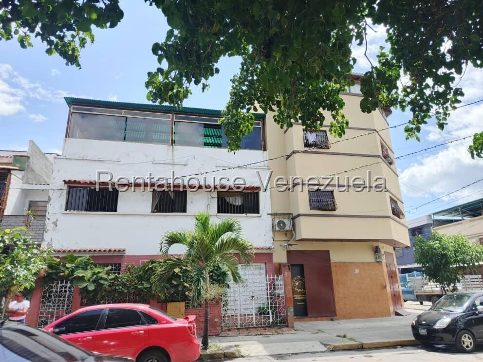 Casa Prado de Maria en Venta - 340 M2 - MercadoPiso