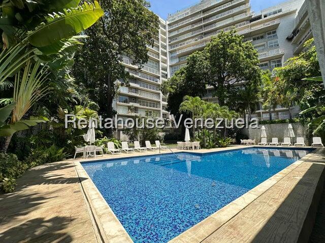Apartamento Country Club en Alquiler - 193 M2 - MercadoPiso