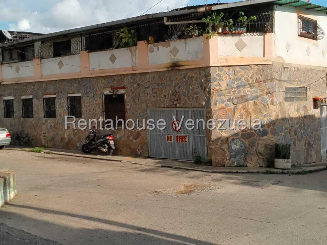 Casa La Pastora en Venta - 105 M2 - MercadoPiso